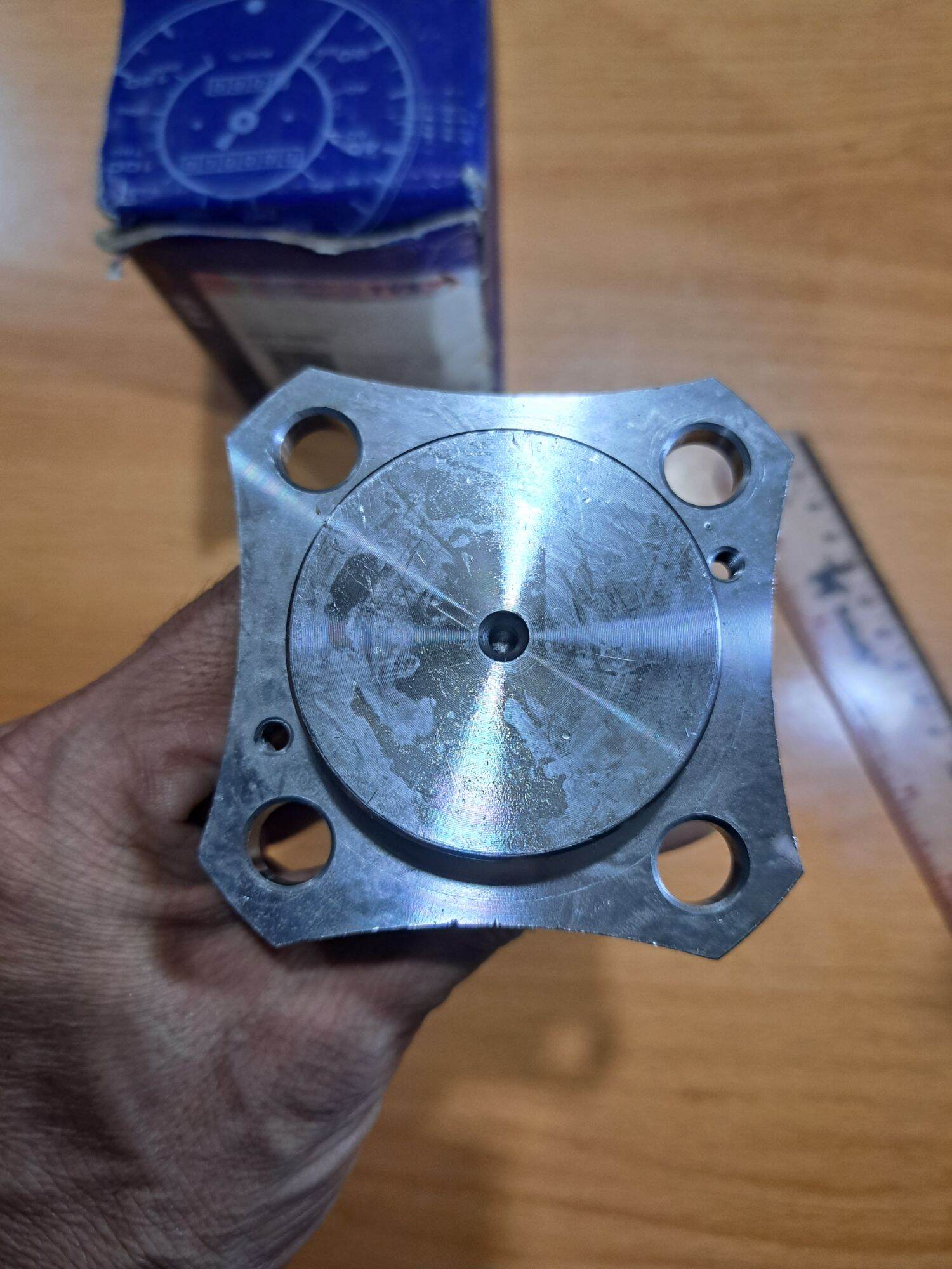 AS RODA BELAKANG BAJAJ TVS BOX ,PICK UP ,CARGO ,BAJAJ BIRU TVS RODA ...