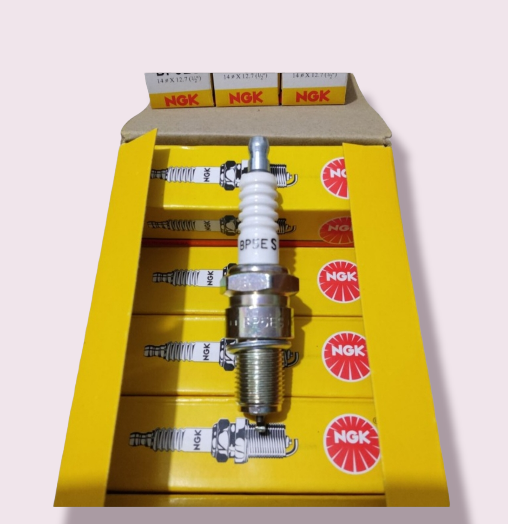 Busi Ngk Bp5es Toyota Kijang Super Grand Kapsul Suzuki Jimny Katana ...