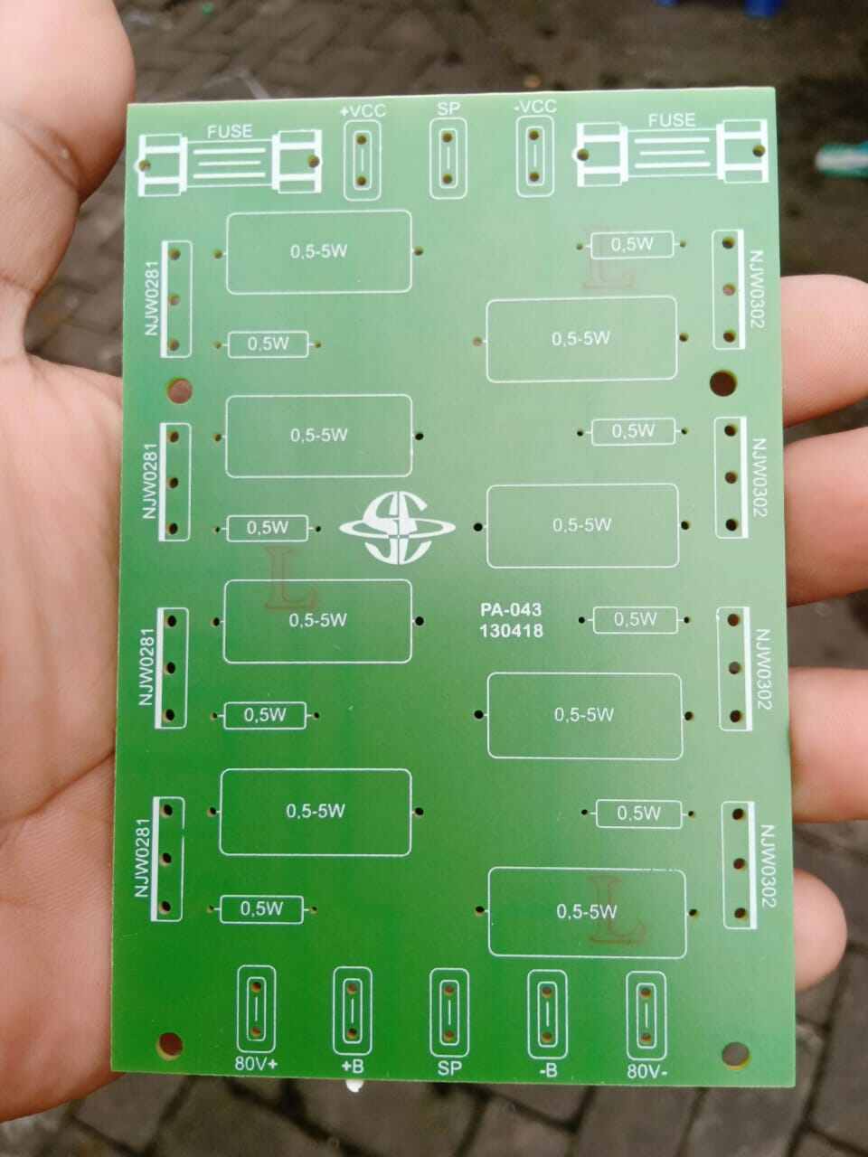 PCB bolong untuk transistor final 4 set atau 8 transistor | Lazada ...