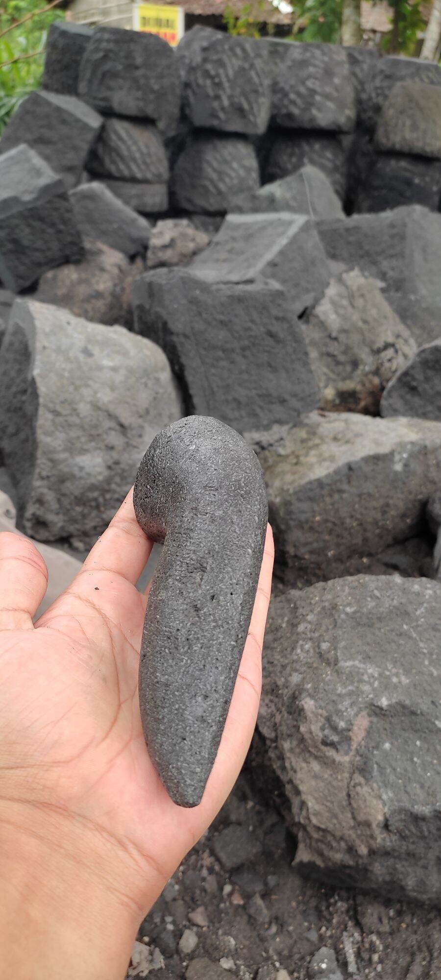 Muntu/Ulekan Batu Asli Batuan dari Gunung Merapi | Lazada Indonesia