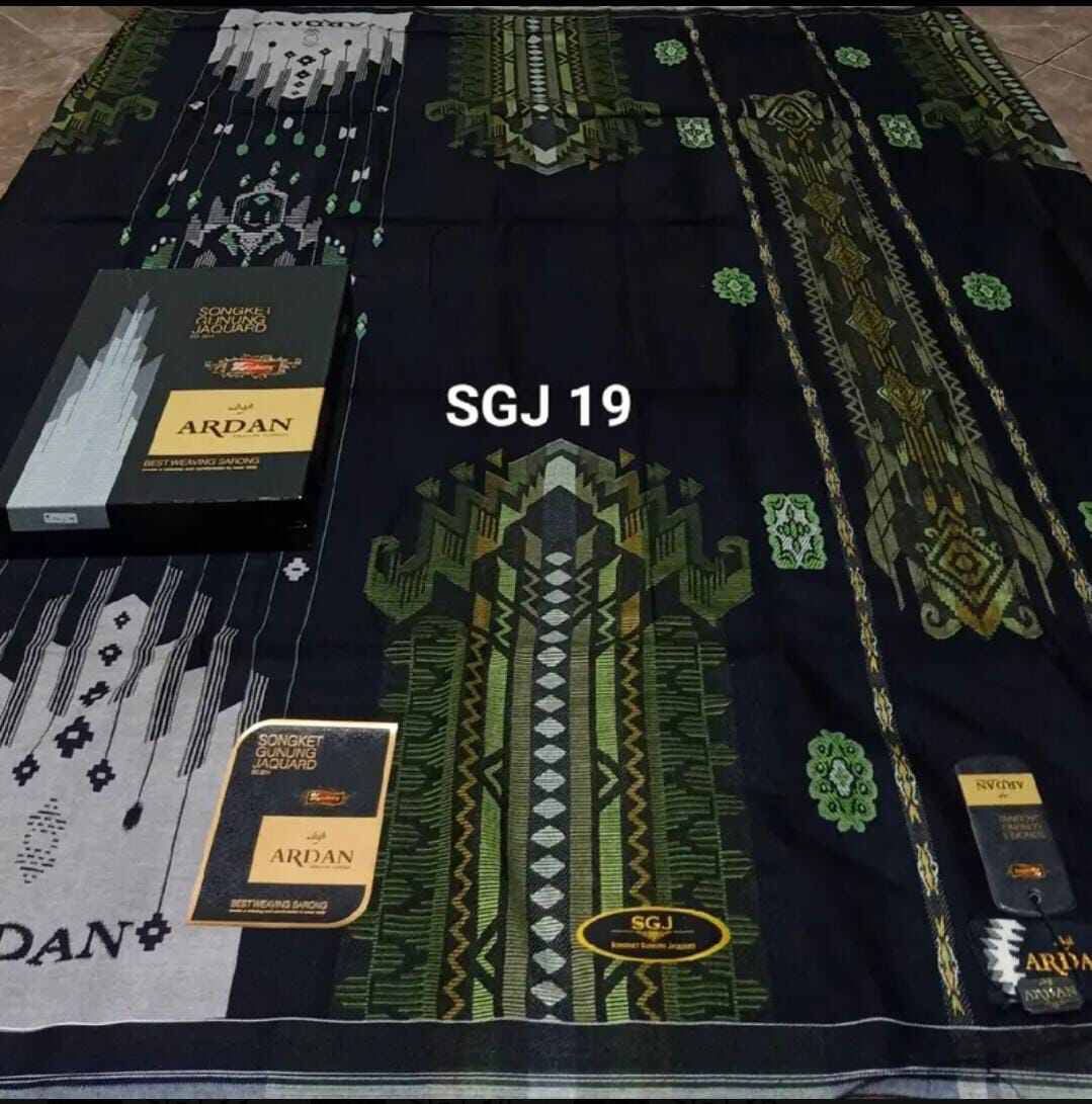 sarung Ardan sgj gold terbaru warna hitam | Lazada Indonesia