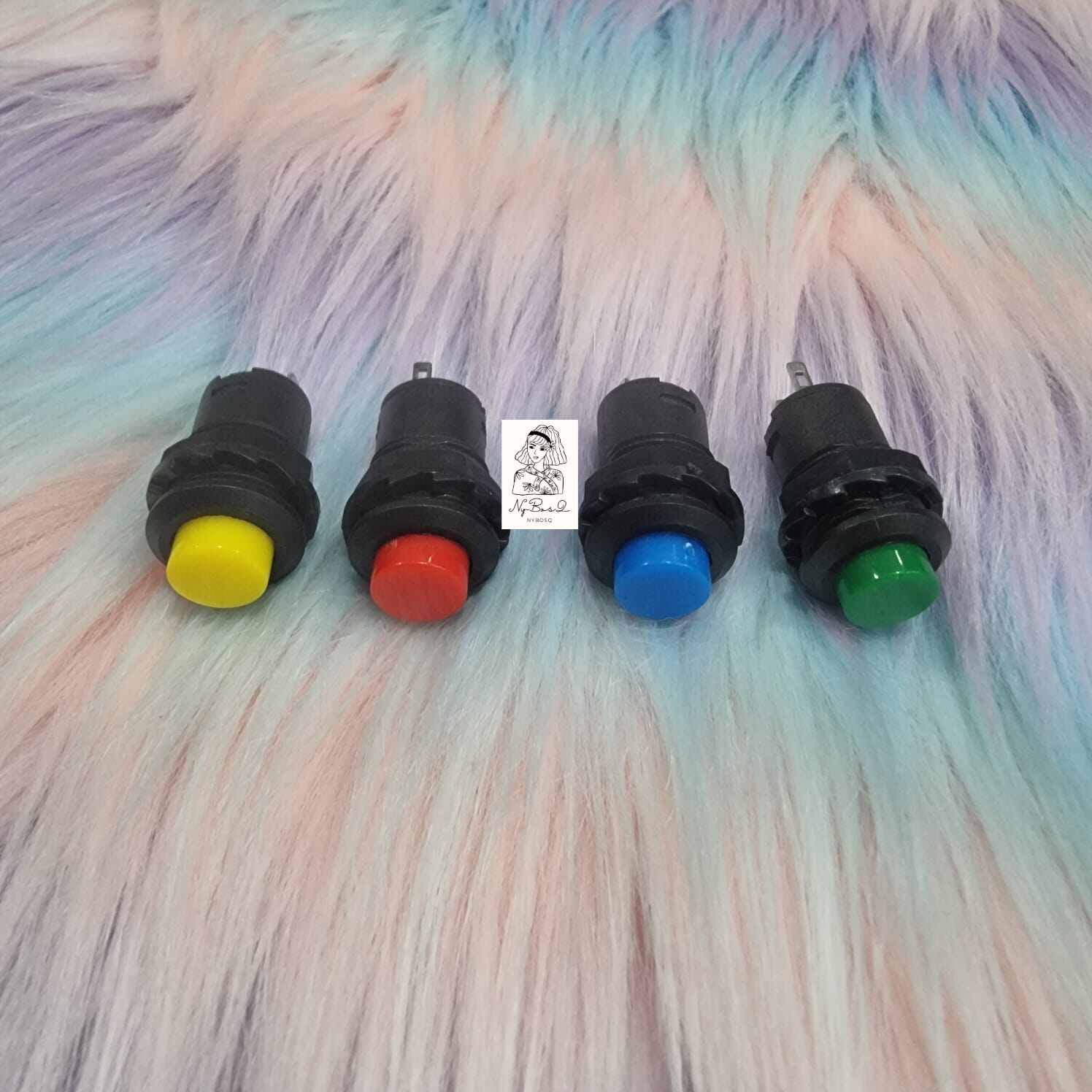 PUSH ON 2P BUTTON BULAT 2 PIN SWITCH WARNA | Lazada Indonesia