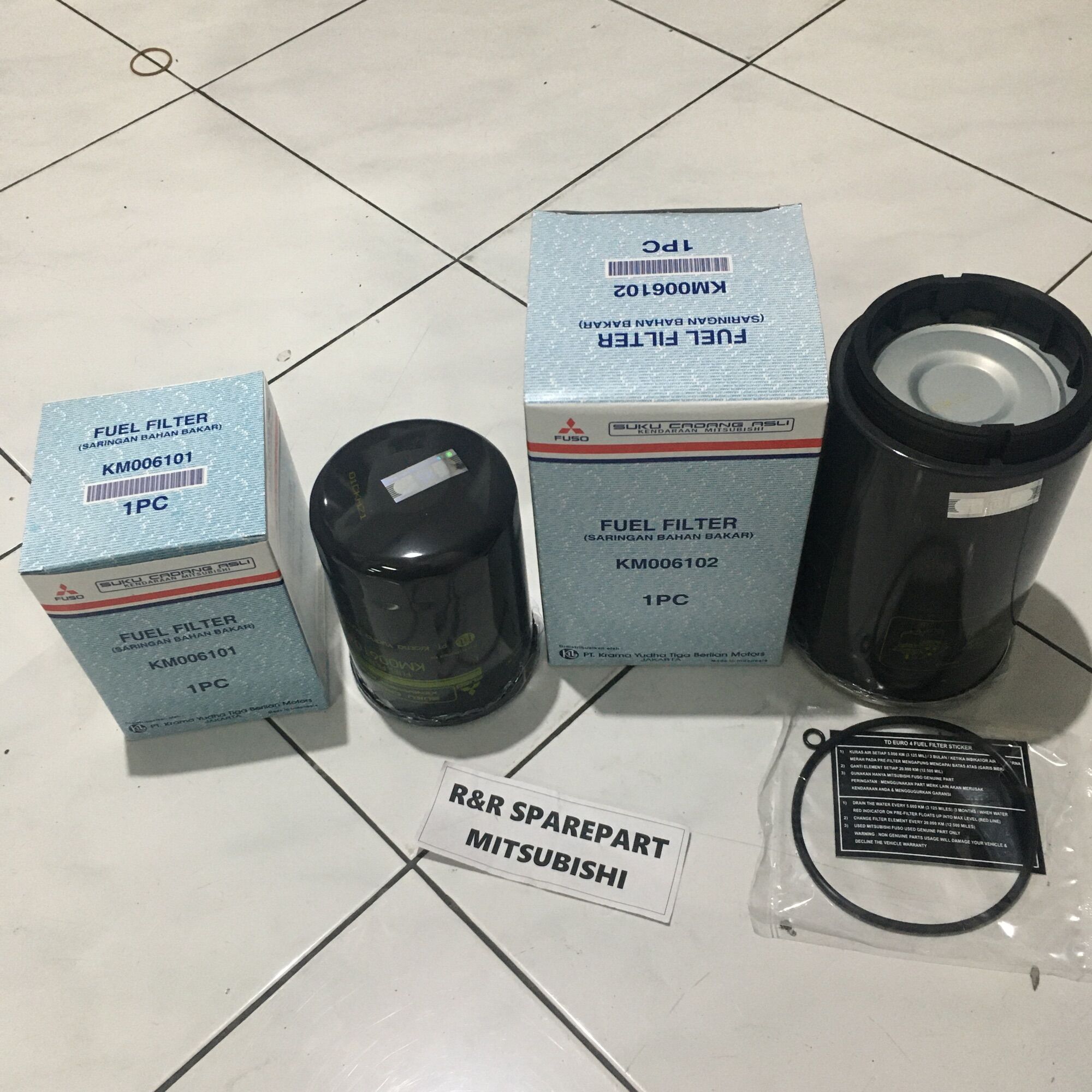 Filter Solar Canter Euro 4 Original Mitsubishi KM006102 / KM006101 asli ...