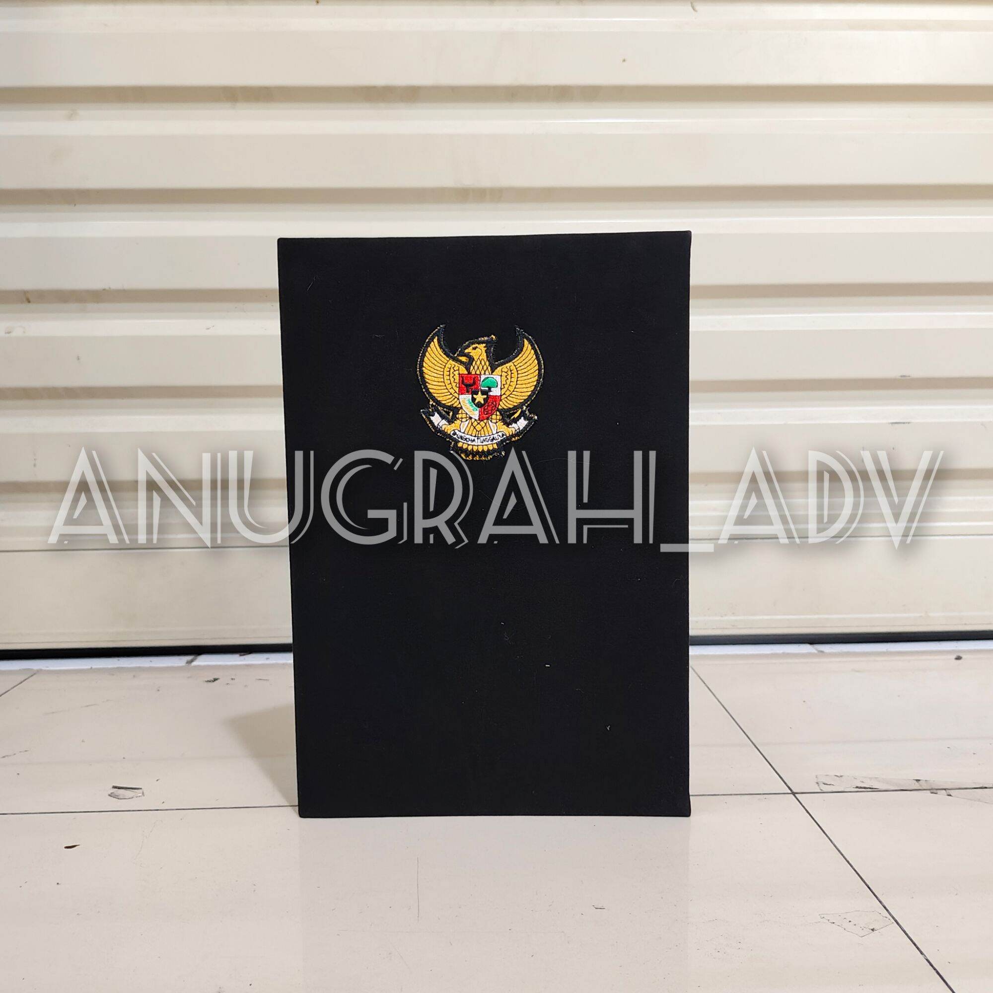 map beludru map upacara map sekolah map kantor logo garuda bordir ...