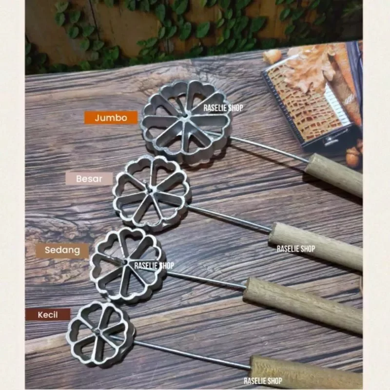 Cetakan Kue Kembang Goyang Alumunium Gagang Kayu / Cetak Seroja Motif ...