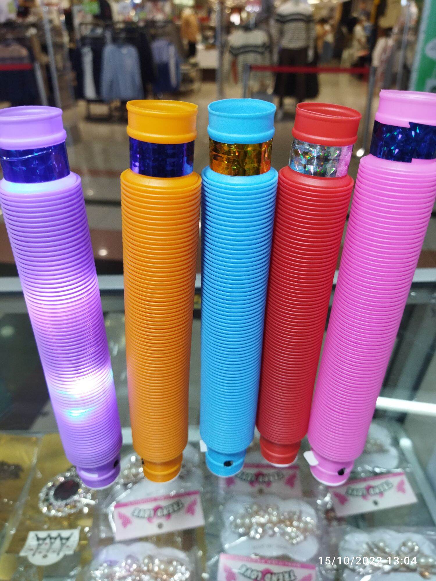 Mainan viral Light up pop pipes murah | Lazada Indonesia
