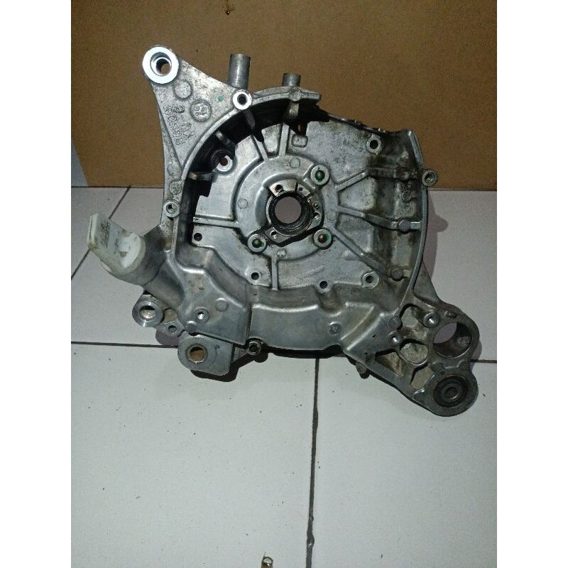 kalter karter krengkes crankcase kanan original yamaha aerox yamaha ...